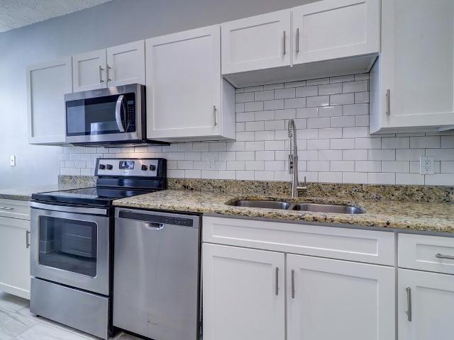 The Hyde Park Collection 1 Bedroom Apartment for Rent at 511 S Westland Ave, Tampa, FL 33606 Courier City Oscawana