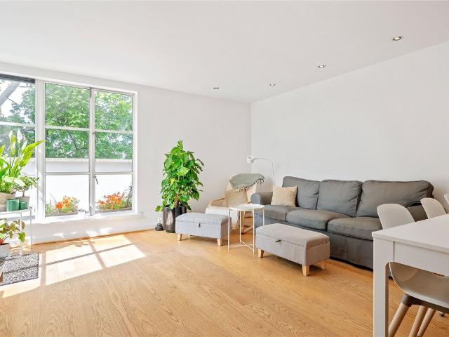 The Hydra Building, 10 Hardwick Street, London EC1R, 2 bed flat to rent, £4,750 pcm | PrimeLocation