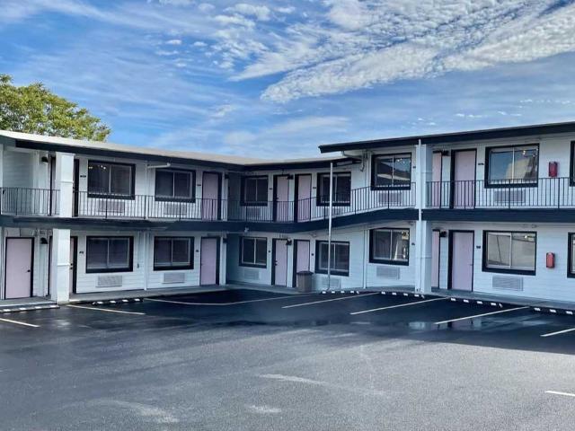The Imperial 1 Bedroom Apartment for Rent at 120 W 3rd Ave, Spokane, WA 99201 Riverside