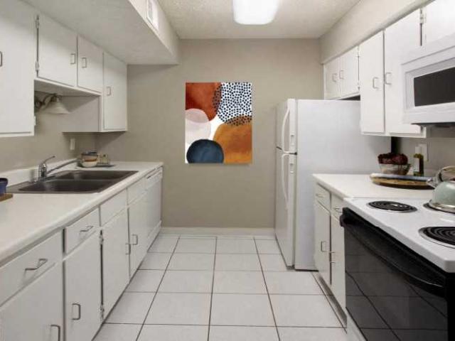 The Inverness Apartments 2 Bedroom Apartment for Rent at 8611 Birch Dr, La Vista, NE 68128