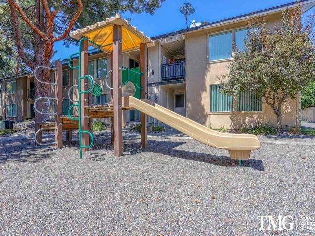 The Illahee Apartments 3 Bedroom Apartment for Rent at 2500 George Washington Way, Richland, WA 99354