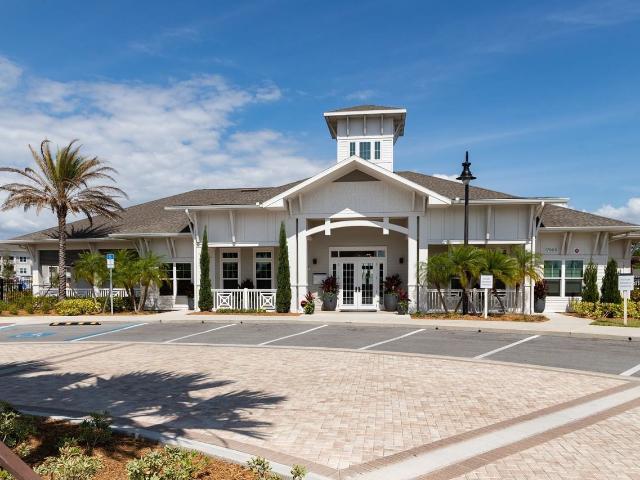 The Iris at Northpointe 2 Bedroom Apartment for Rent at 17000 Fountainside Loop, Lutz, FL 33558