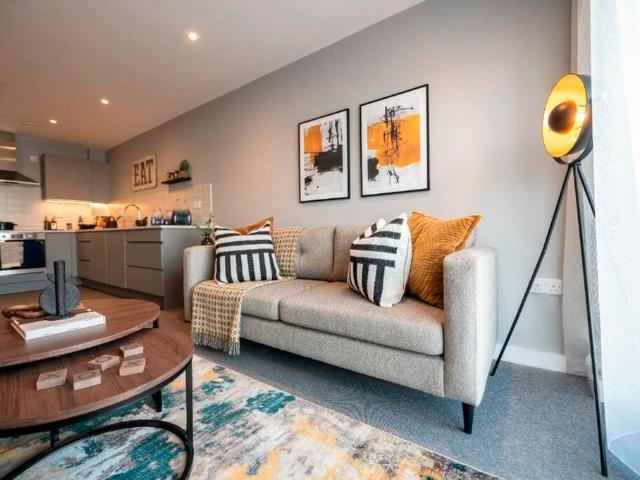 The Ironworks, Sheffield, S3 2 bed apartment to rent £1,150 pcm £265 pw