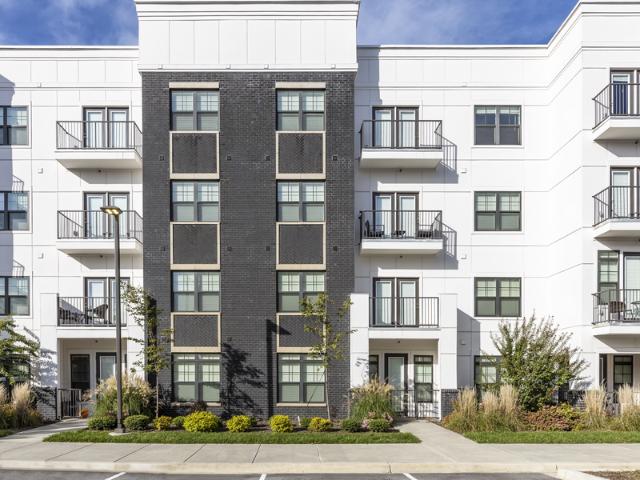 The Ivy Apartment Homes 2 Bedroom Apartment for Rent at 3300 Altabrook Dr, Louisville, KY 40245
