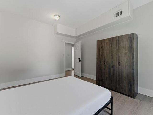 The Jonesboro Home | Quiet & Spacious Living