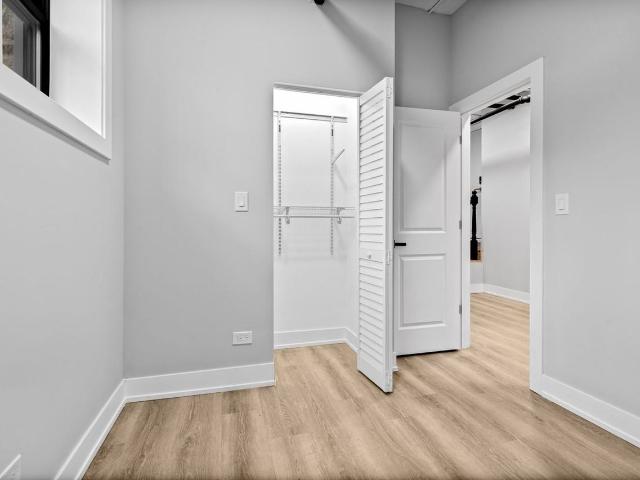 The Jonquil Terrace Studio Apartment for Rent at 1649 W Jonquil Ter, Chicago, IL 60626 Rogers Park