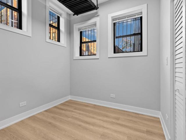 The Jonquil Terrace Studio Apartment for Rent at 1649 W Jonquil Ter, Chicago, IL 60626 Rogers Park