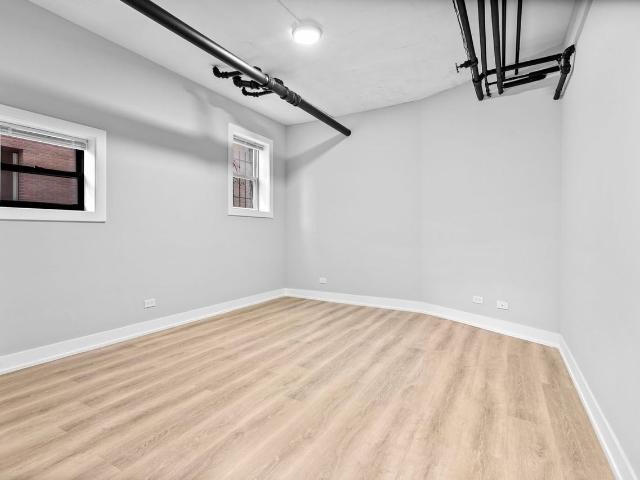 The Jonquil Terrace 2 Bedroom Apartment for Rent at 1649 W Jonquil Ter, Chicago, IL 60626 Rogers Park
