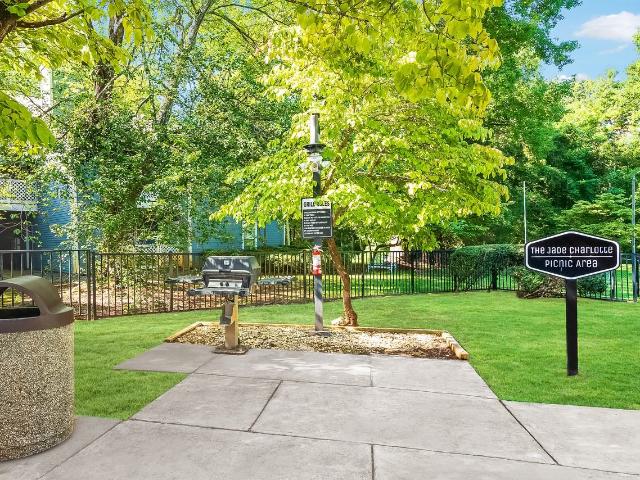 The Jade Charlotte 1 Bedroom Apartment for Rent at 5600 Paces Glen Avenue, Charlotte, NC 28212 North Sharon Amity