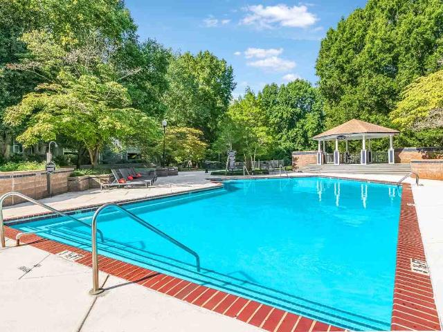 The Jade Charlotte 1 Bedroom Apartment for Rent at 5600 Paces Glen Avenue, Charlotte, NC 28212 North Sharon Amity