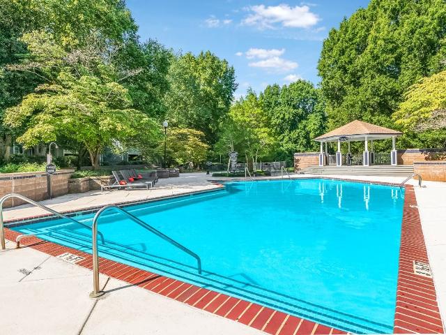 The Jade Charlotte 2 Bedroom Apartment for Rent at 5600 Paces Glen Avenue, Charlotte, NC 28212 North Sharon Amity
