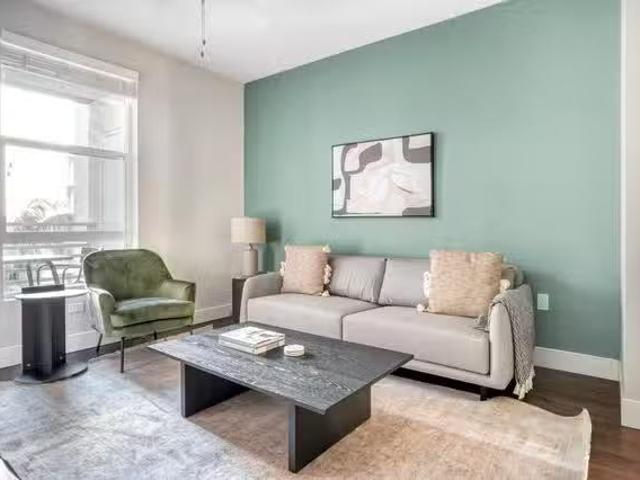 The James, 98 N First St, St James Park 1 Bedroom 1 Bath