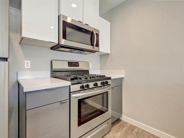 The James Apartments 2 Bedroom Apartment for Rent at 7600 Ambergate Pl, Riverside, CA 92504 Ramona