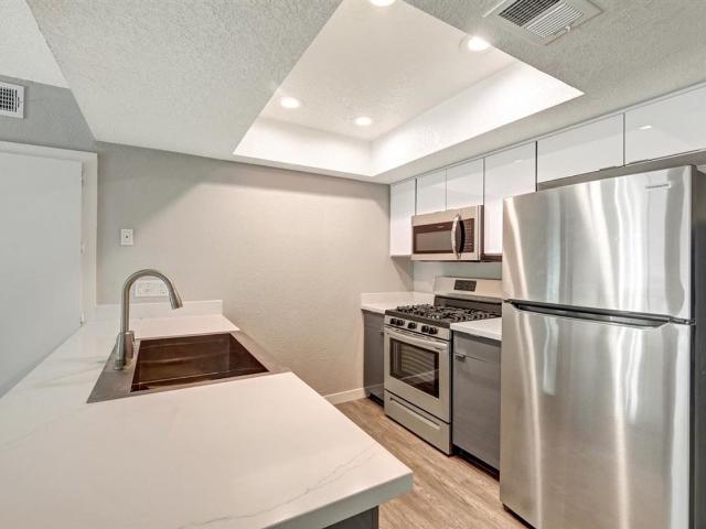 The James Apartments 2 Bedroom Apartment for Rent at 7600 Ambergate Pl, Riverside, CA 92504 Ramona