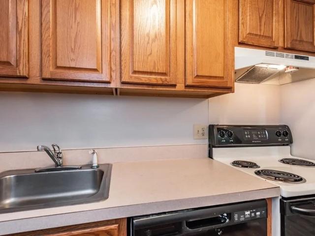 The Jeffersonian 1 Bedroom Apartment for Rent at 2401 Arlington Blvd, Charlottesville, VA 22903