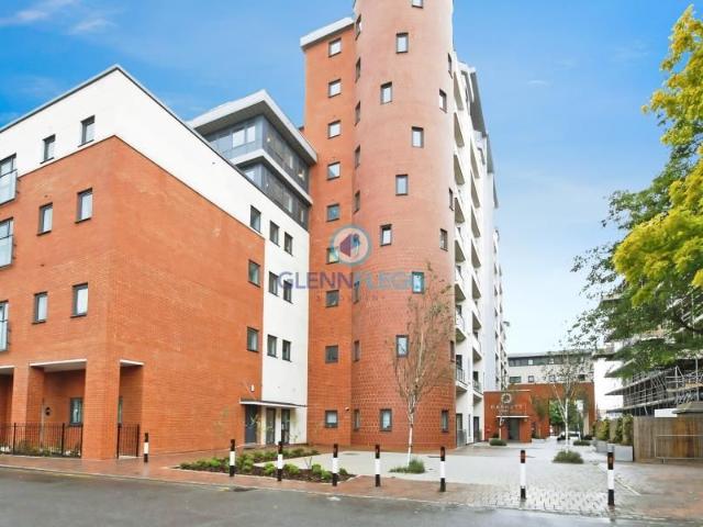 The Junction, Slough Station SL2, 1 bed flat to rent, £1,200 pcm | PrimeLocation