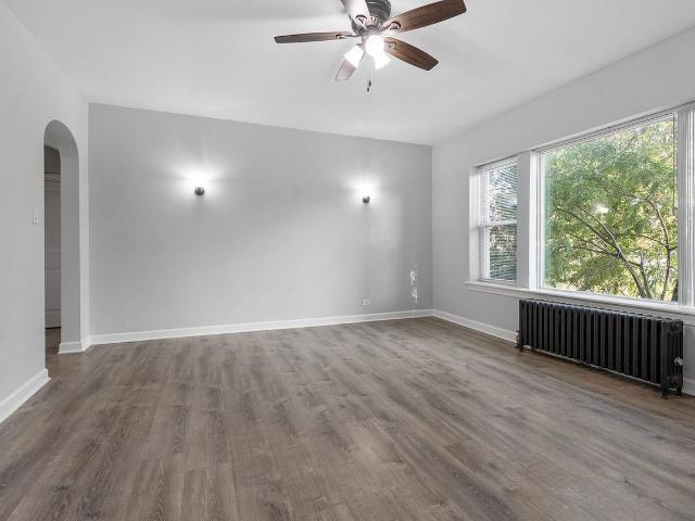 The Juneway Terrace West 2 Bedroom Apartment for Rent at 1722 W Juneway Ter, Chicago, IL 60626 Rogers Park