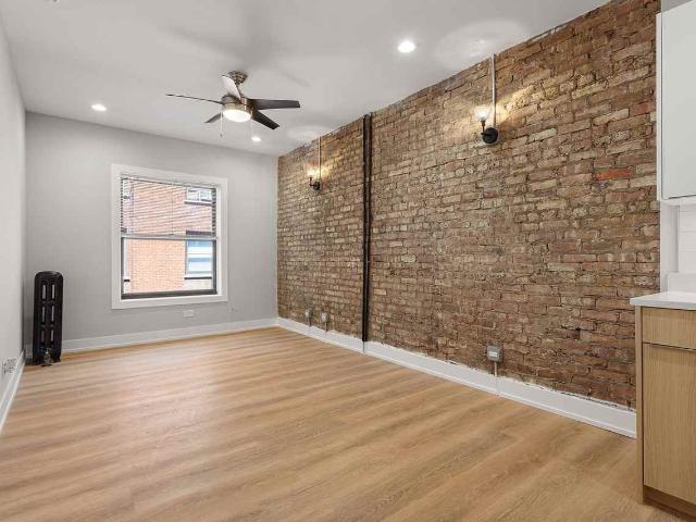 The Juneway Terrace 1 Bedroom Apartment for Rent at 1700 W Juneway Ter, Chicago, IL 60626 Rogers Park