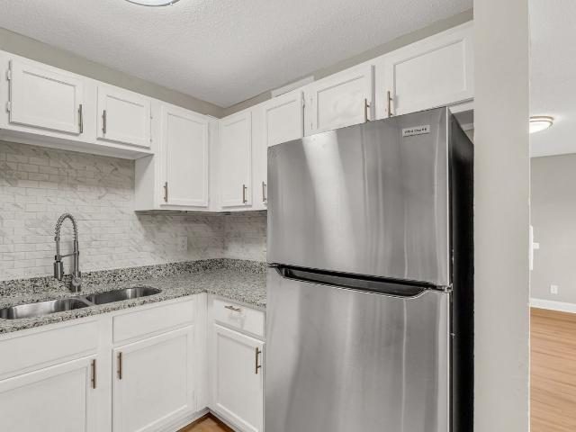 The Oaklyn 1 Bedroom Apartment for Rent at 205 Lynn Ln, Starkville, MS 39759