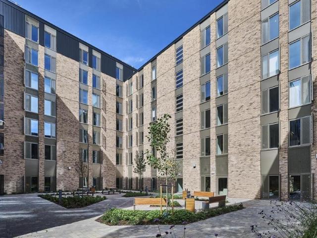 The Oaks, Warwick CV4 1 bed in a flat share to rent £1,105 pcm £255 pw