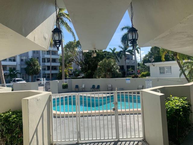 The Oaks Apartments 1 Bedroom Apartment for Rent at 1065 1065 94th Street Bay Harbor, Surfside, FL 33154 Altos Del Mar