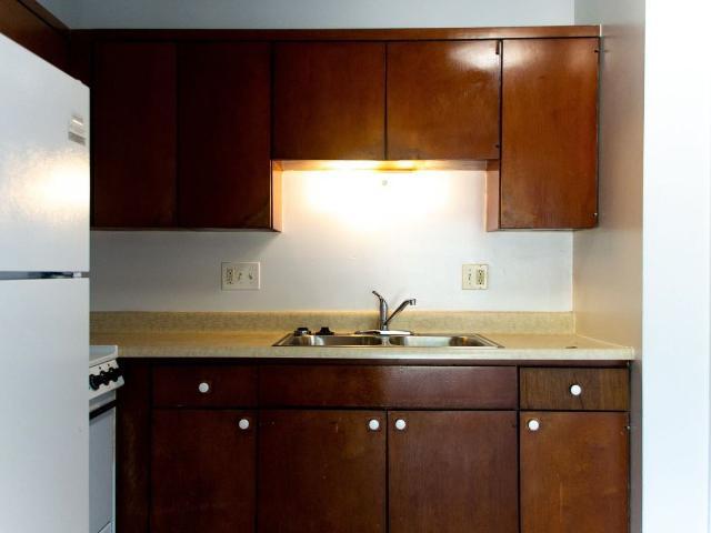 The Oaks Apartments 1 Bedroom Apartment for Rent at 2333 Ridge Ct, Lawrence, KS 66046
