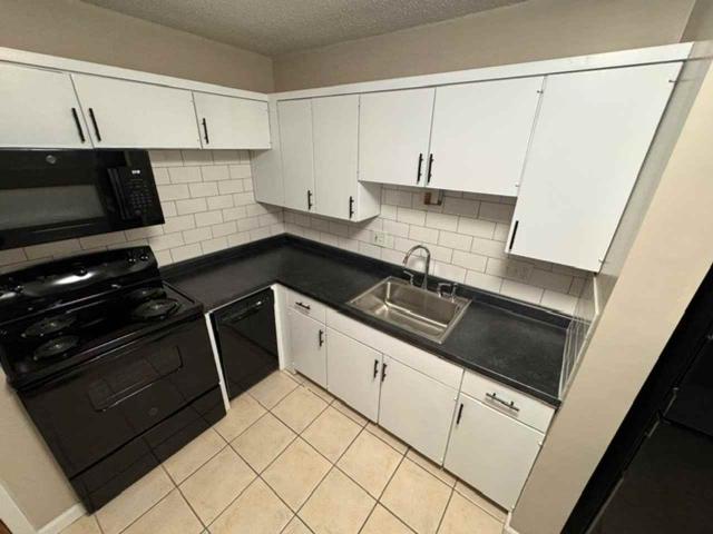 The Oaks Apartments 1 Bedroom Apartment for Rent at 2333 Ridge Ct, Lawrence, KS 66046