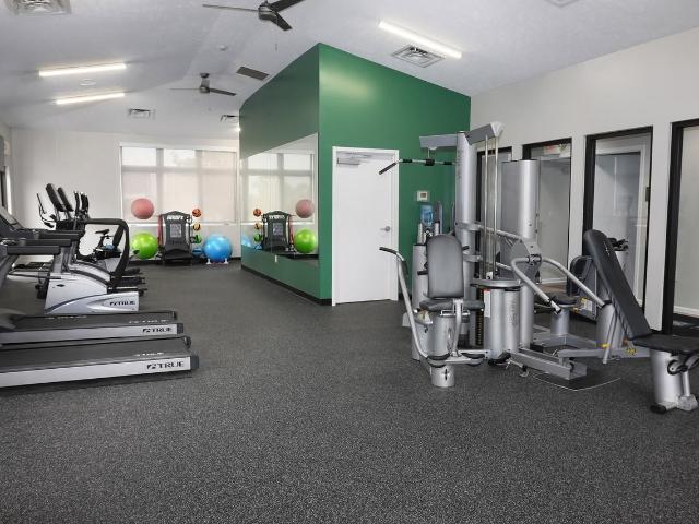 The Oaks at Lakeview 1 Bedroom Apartment for Rent at 7471 Lakeview Ct, Ralston, NE 68127