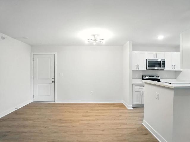 The Oaks for Kenwood | 2 Bedroom Apartment for Rent at 8481 Beech Ave, Wyoming, OH 45215 Wyoming