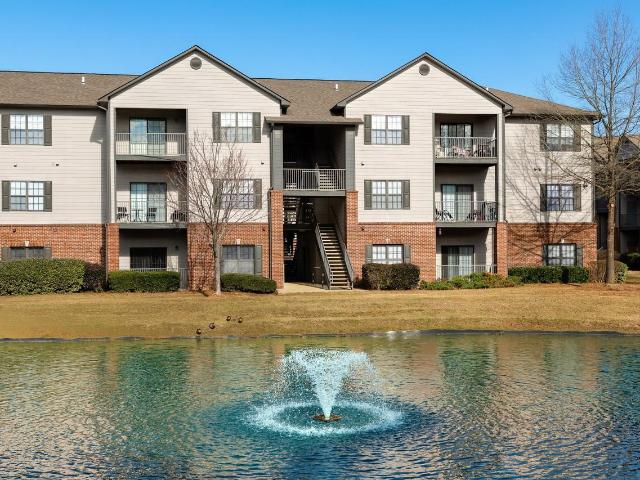 The Oaks of St. Clair 1 Bedroom Apartment for Rent at 5050 Oaks Of St Clair Cir, Moody, AL 35004