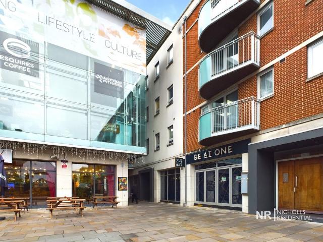 The Oaks Square, Epsom, Surrey KT19, 2 bed flat to rent, £1,950 pcm | PrimeLocation