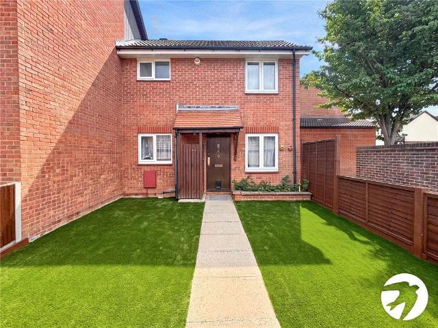 The Oaks, Swanley, Kent BR8, 1 bed terraced house to rent, £1,400 pcm | PrimeLocation