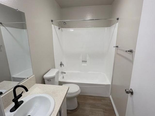 The OC Apartment Homes 1 Bedroom Apartment for Rent at 1251 N Placentia Ave, Anaheim, CA 92806 East Anaheim