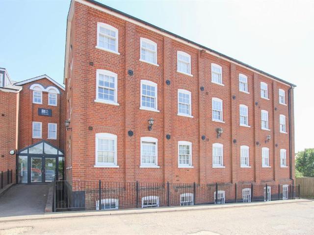 The Old Mill, Royston Road, Wendens Ambo CB11, 2 bed flat to rent, £1,200 pcm | PrimeLocation