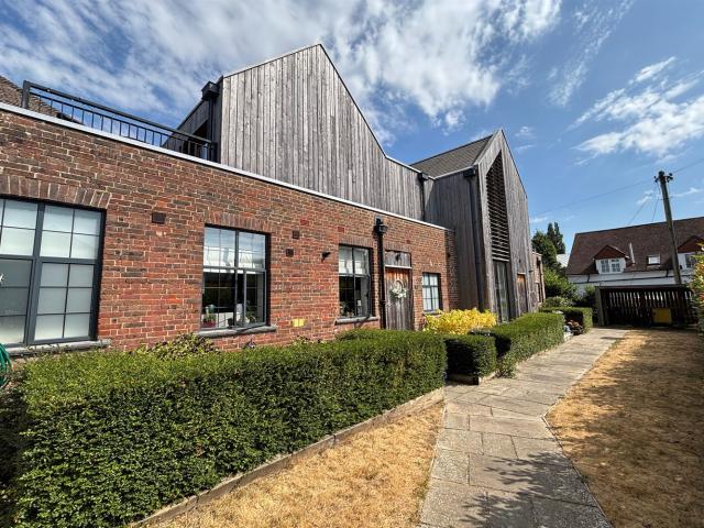 /The Old Court House, Grange Road, Midhurst, GU29