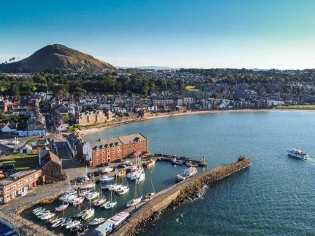 The Old Granary, Harbour Terrace, 3 Bedroom Penthouse