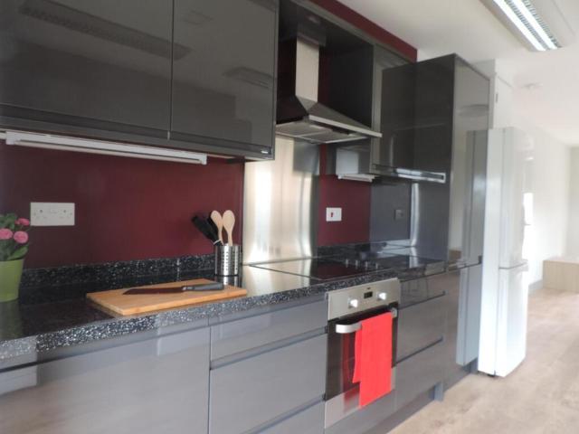 The Old Pottery Rooms, Gillingham, ME7 3 bed flat to rent £1,800 pcm £415 pw