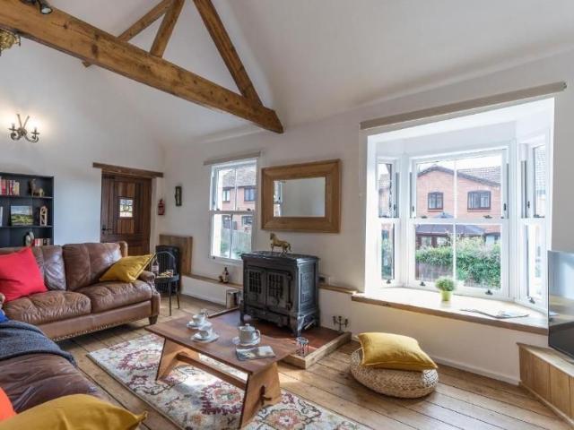 The Old Rope Works, Bewdley DY12, 3 bed cottage to rent, £1,695 pcm | PrimeLocation