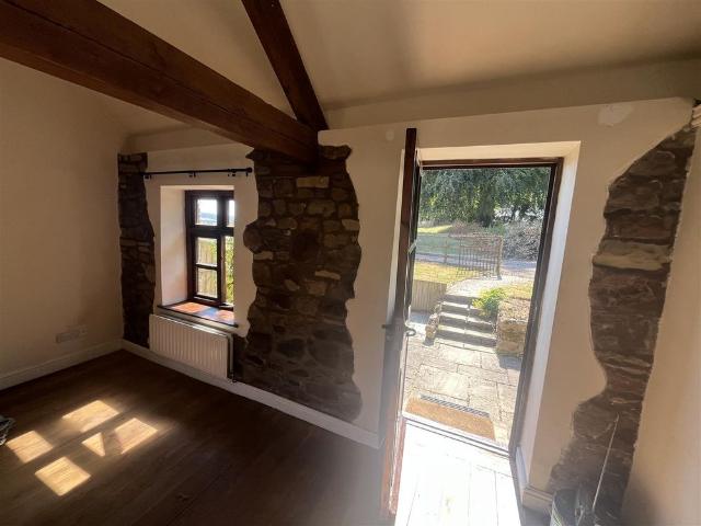 The Olde Byre, 5 Plaish Park Court, Plaish, Church Stretton, SY6 7HY