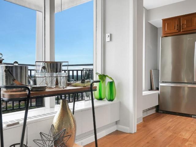 The Original at West Lake Quarter 2 Bedroom Apartment for Rent at 3430 List Pl, Minneapolis, MN 55416 West Calhoun