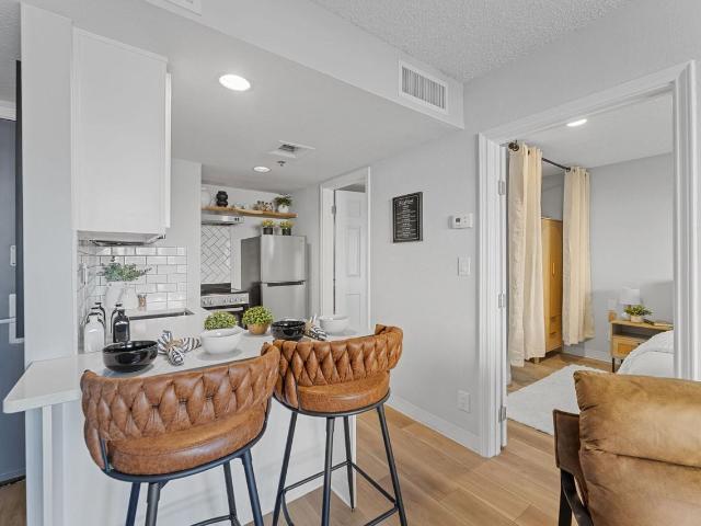The Otis 2 Bedroom Apartment for Rent at 10333 N Central Expy, Dallas, TX 75231