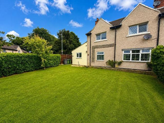 The Oval, Otley, West Yorkshire, UK. 3 bed house to rent £1,495 pcm £345 pw