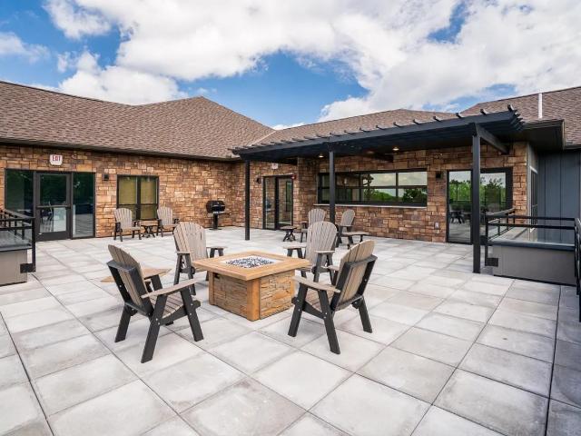 The Overlook at Crystal Lake 1 Bedroom Apartment for Rent at 15315 Maple Island Rd, Burnsville, MN 55306