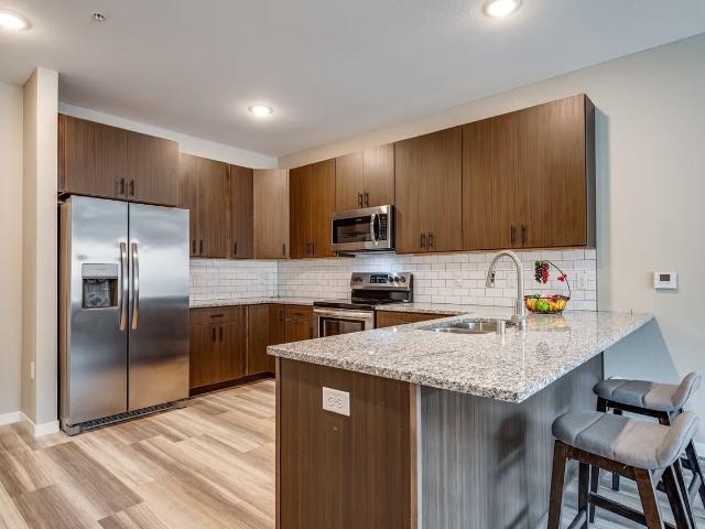 The Overlook at Crystal Lake 1 Bedroom Apartment for Rent at 15315 Maple Island Rd, Burnsville, MN 55306