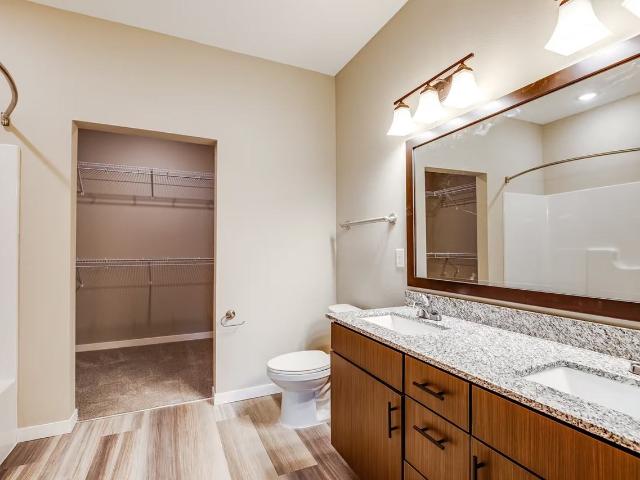 The Overlook at Crystal Lake 1 Bedroom Apartment for Rent at 15315 Maple Island Rd, Burnsville, MN 55306