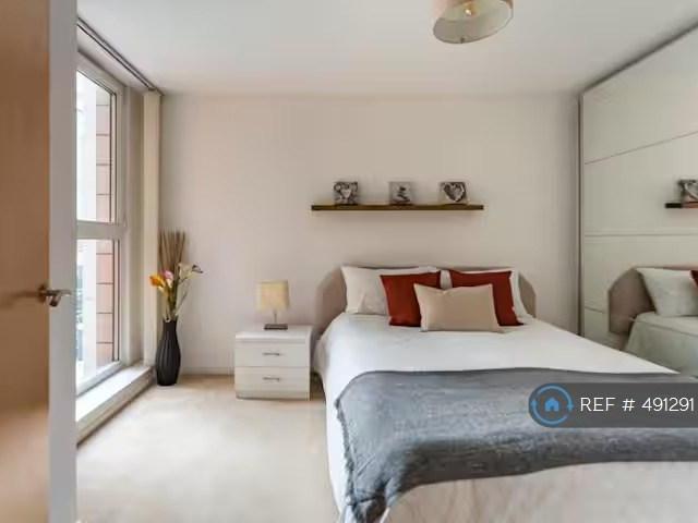 The Oxygen, London, E16 1 bed flat to rent £1,995 pcm £460 pw