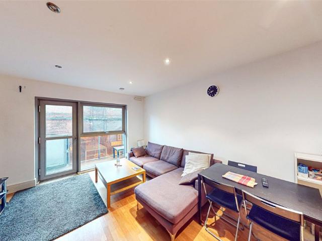 The Lock, Whitworth Street West, Manchester M1, 2 bed flat to rent, £1,300 pcm | PrimeLocation