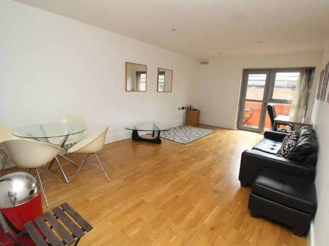 The Lock Building, 41 Whitworth. 1 bed flat to rent £1,125 pcm £260 pw