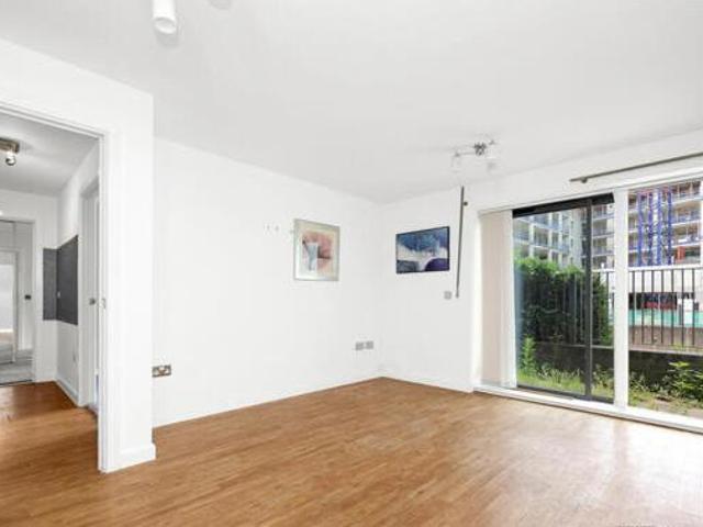 The Lock Building, High Street, 2 Bedroom Flat
