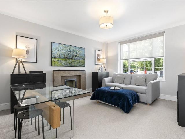 The Lodge, Kensington Park Gardens, London W11, 1 bed flat to rent, £3,250 pcm | PrimeLocation